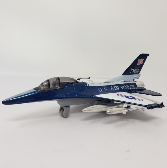 Toys | Toysmith United States Air Force Fighter Jet Plane Airplane F16 ...